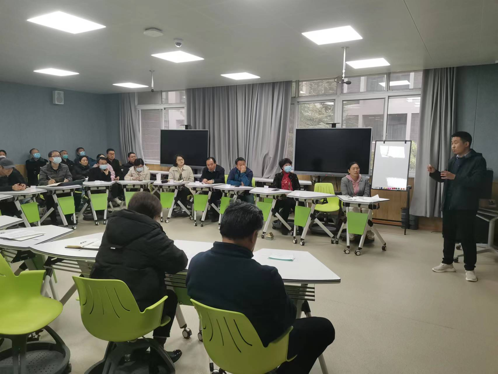 培训归来谈分享，提高技能正当先—动物科技学院开展“ISW”教学技能工作坊培训分享和交流-动物科技学院